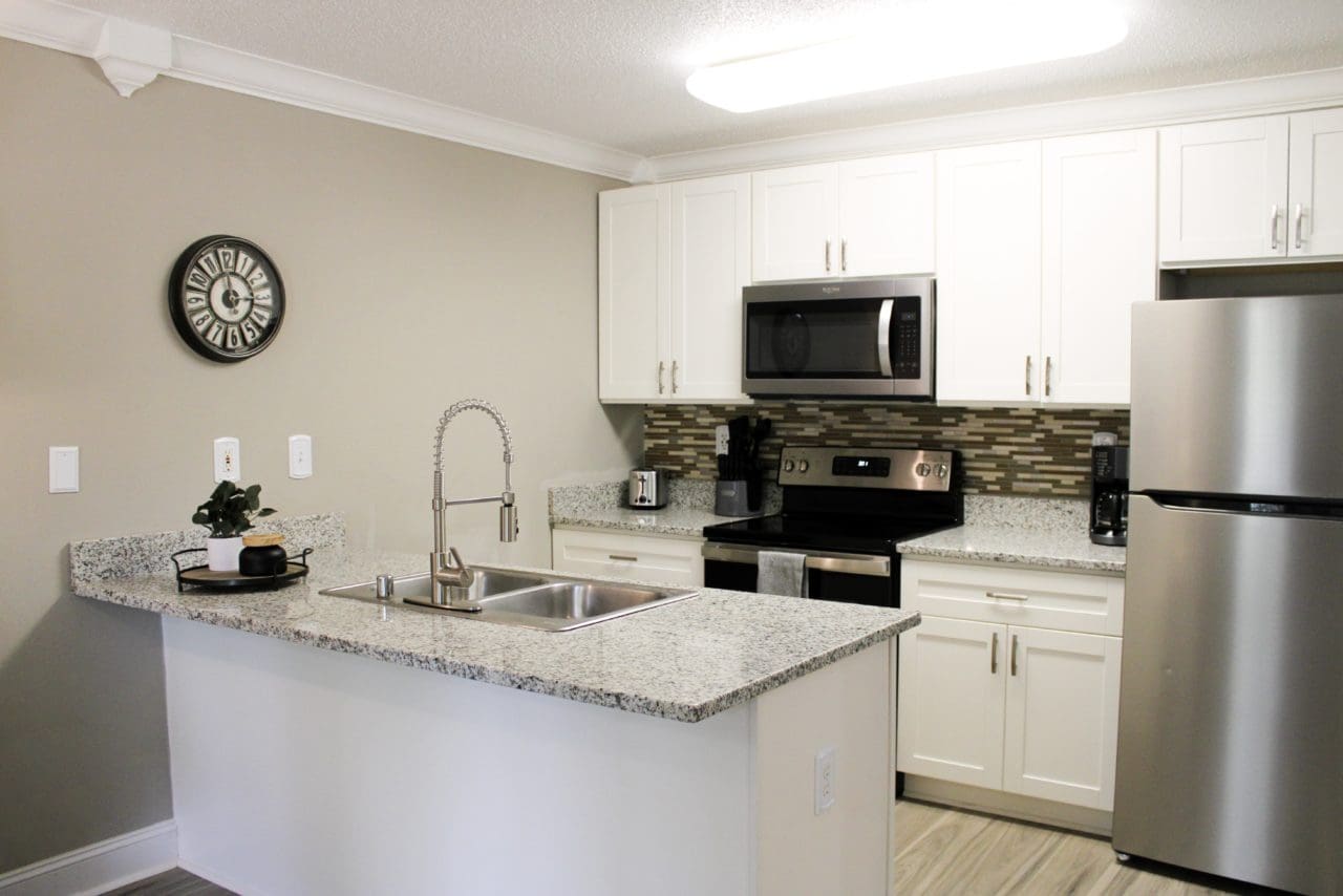 Corporate Suites | Abby Glenn Huntsville Apartments Corporate Suites ...