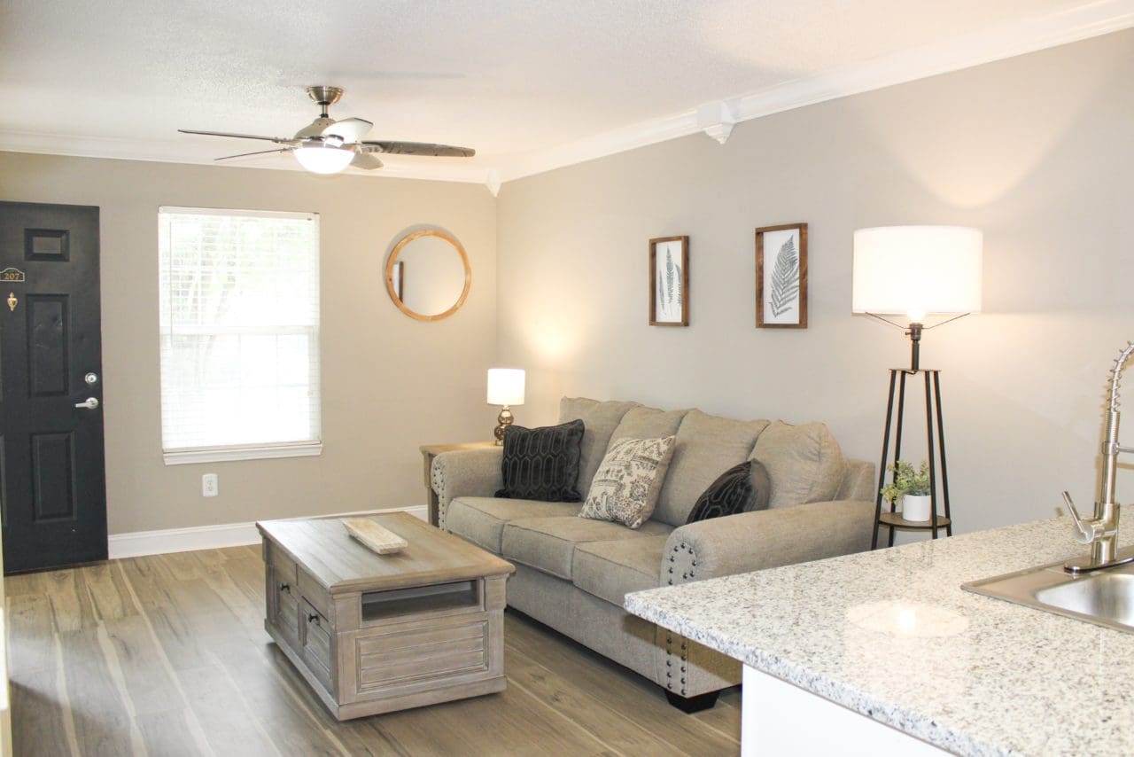 Corporate Suites | Abby Glenn Huntsville Apartments Corporate Suites ...